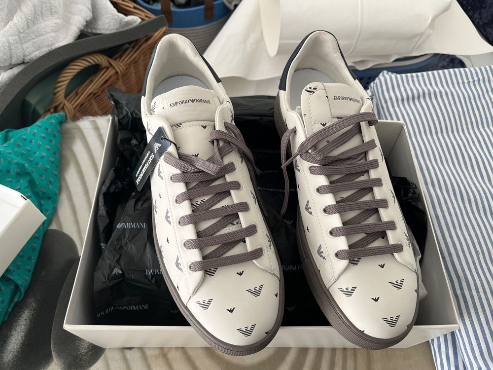 Emporio Armani Sneakers Gr.43 (Neu und originalverpackt) in Bruderholz ...