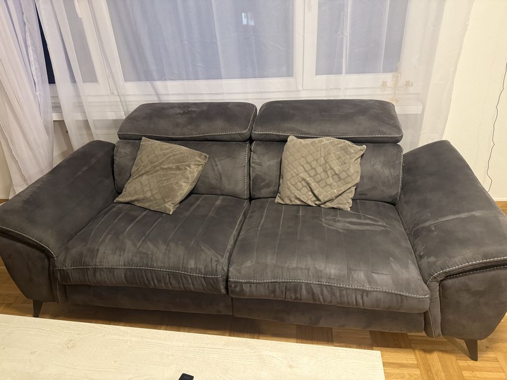 2er & 3er Relaxsofa mit USB Anschluss (Gebraucht) in Goldau für CHF 200 – nur Abholung auf ...