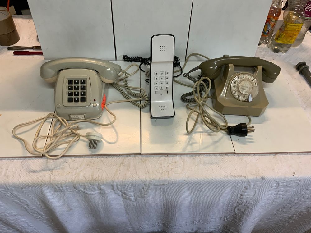 3 Alte Telephone (Gebraucht) in Willisau für CHF 28 – mit Lieferung auf ...