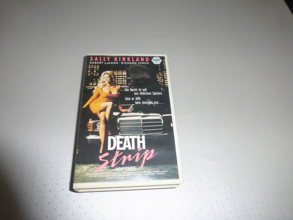DEATH STRIP VHS | Kaufen auf Ricardo