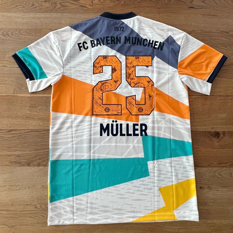 Neues FC Bayern Sondertrikot Olympiastadion MÜLLER Grösse M (Neu und originalverpackt) in ...