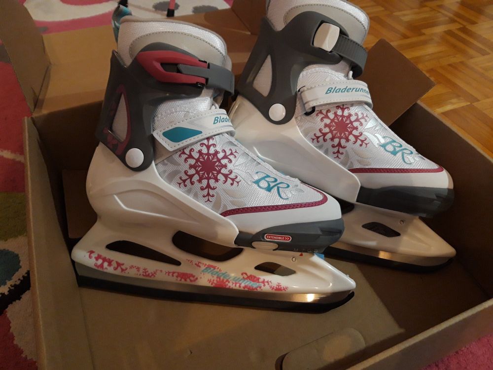 Patins à glace fille réglables (Neu (gemäss Beschreibung)) in für CHF ...