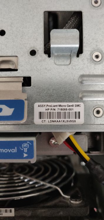 HP Proliant Microserver gen8, inkl. HDD, SSD, RAM (s. Fotos) (Gebraucht ...
