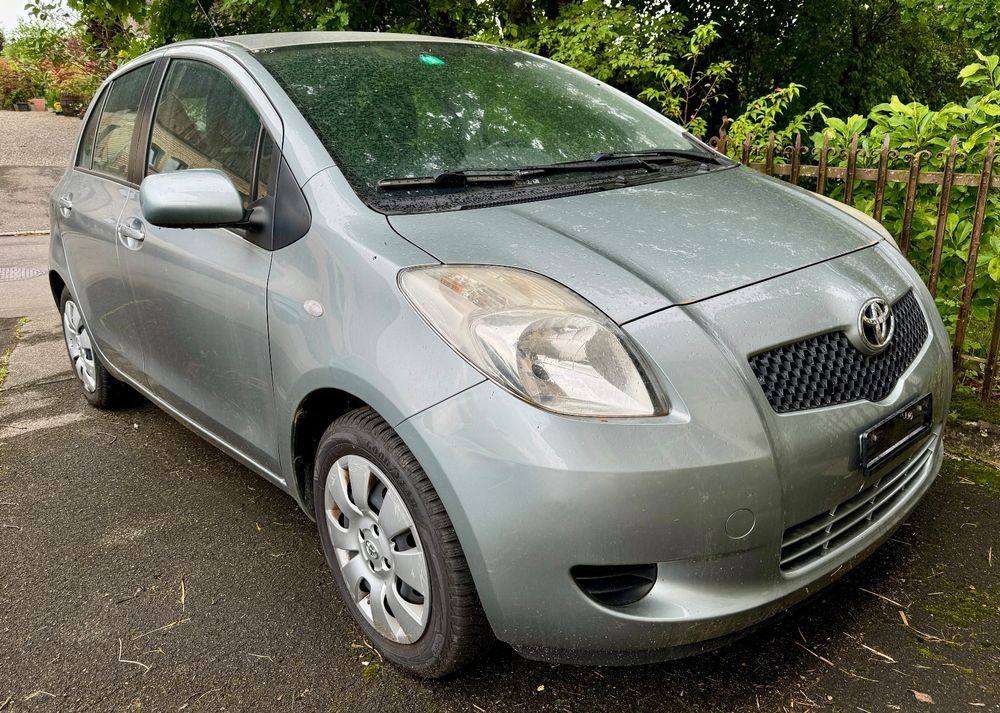 Toyota Yaris 1.3 (Gebraucht) in Mettmenstetten für CHF 3300 – nur Abholung auf Ricardo kaufen