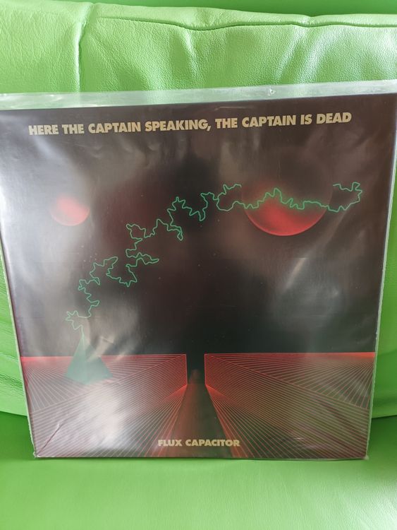 Here the Captain speaking, the Captain is dead | Kaufen auf Ricardo