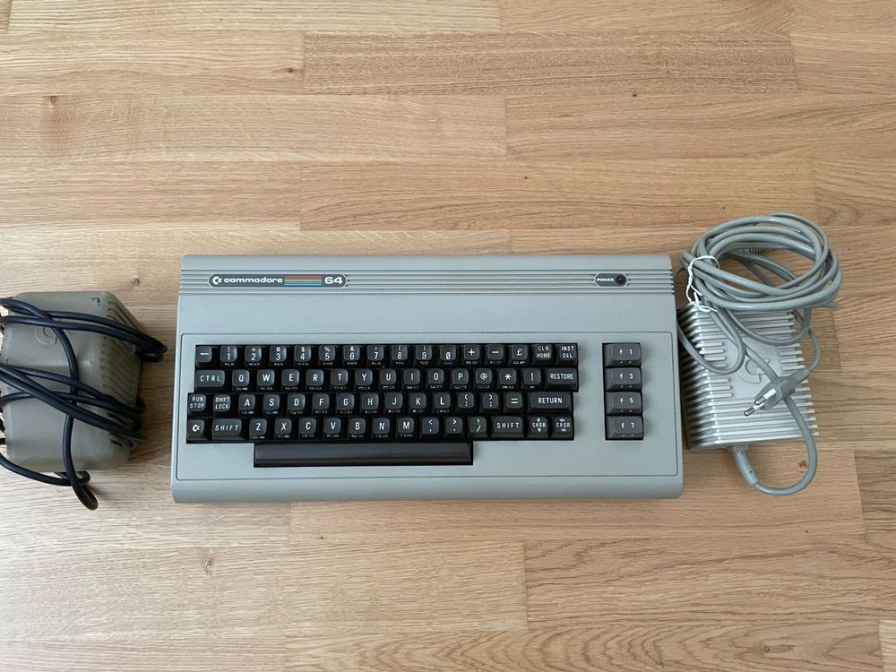 Commodore 64 Baujahr 1989 | Kaufen auf Ricardo