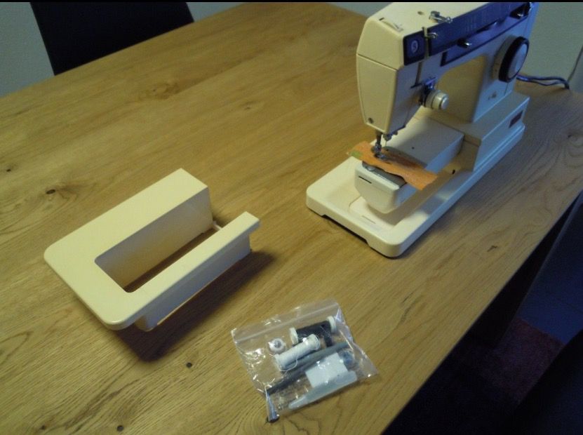 Nähmaschine Singer 7136, mit 12 Stichprogrammen | Kaufen auf Ricardo