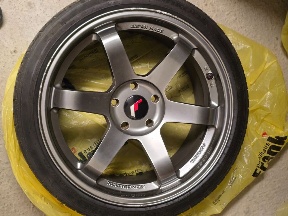 Felgen JR3 HyperBlack (Gebraucht) in Lupfig für CHF 350 – nur Abholung auf Ricardo kaufen