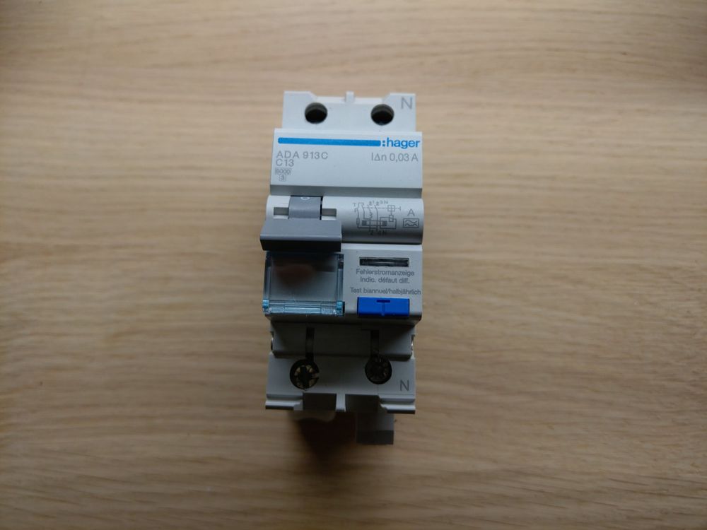 FiLs ADA 913C Hager 30mA C13 (Gebraucht) in Neunkirch für CHF 28 – mit Lieferung auf Ricardo kaufen