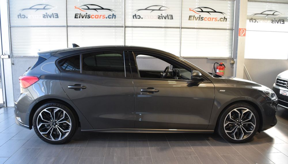 Ford Focus 1.5 SCTi ST Line (Gebraucht) in Regensdorf für CHF 8204 – nur Abholung auf Ricardo kaufen