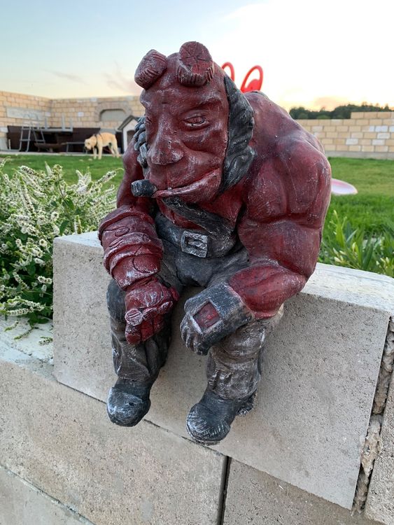 Hellboy, Gargoyl, Mauerwächter, Gartenfigur, Steampunk (Neu (gemäss ...