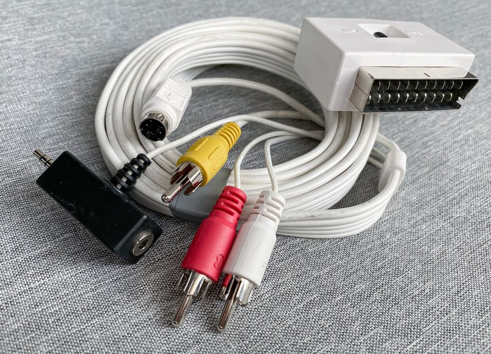SCART Adapter Kabel 2,2m Composite Cinch + Mini-DIN + Klinke | Kaufen ...