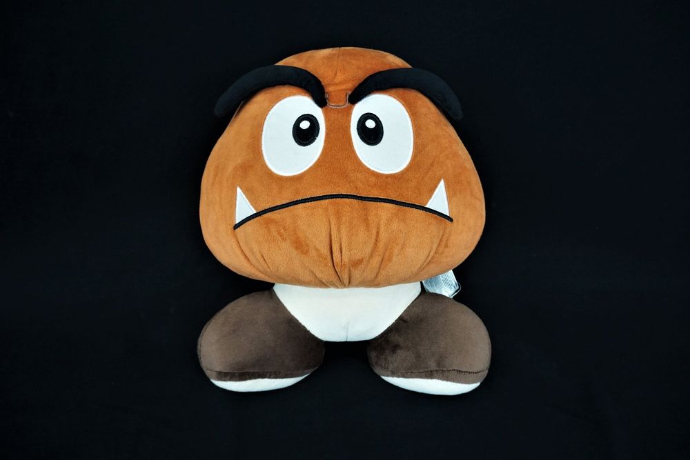 Super Mario - Gumba Plüschtier 30 cm (Neu (gemäss Beschreibung)) in ...