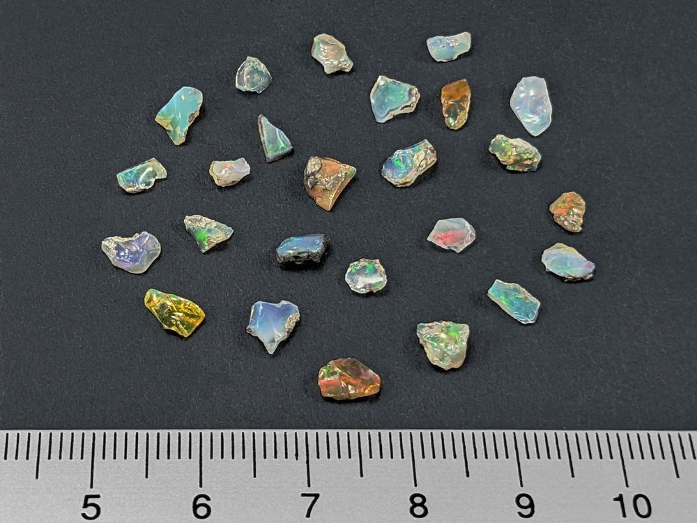 Opal - Äthiopischer Welo Opal Rohsplitter 3 bis 6mm, 4.35ct (Neu und ...