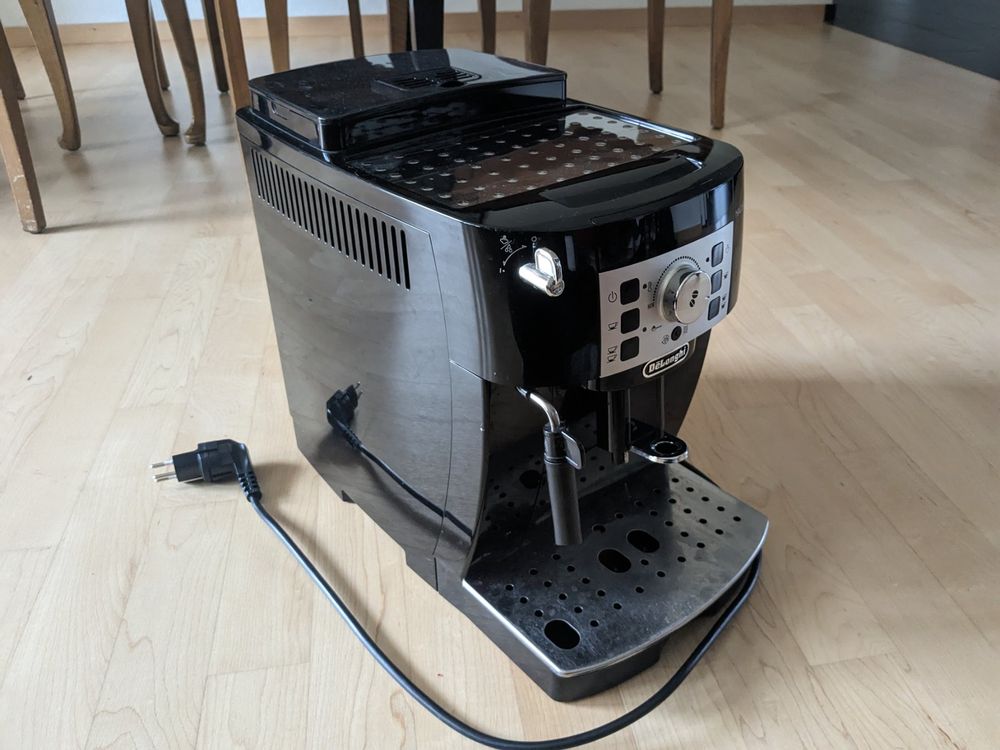 Delonghi Magnifica S | Kaufen auf Ricardo