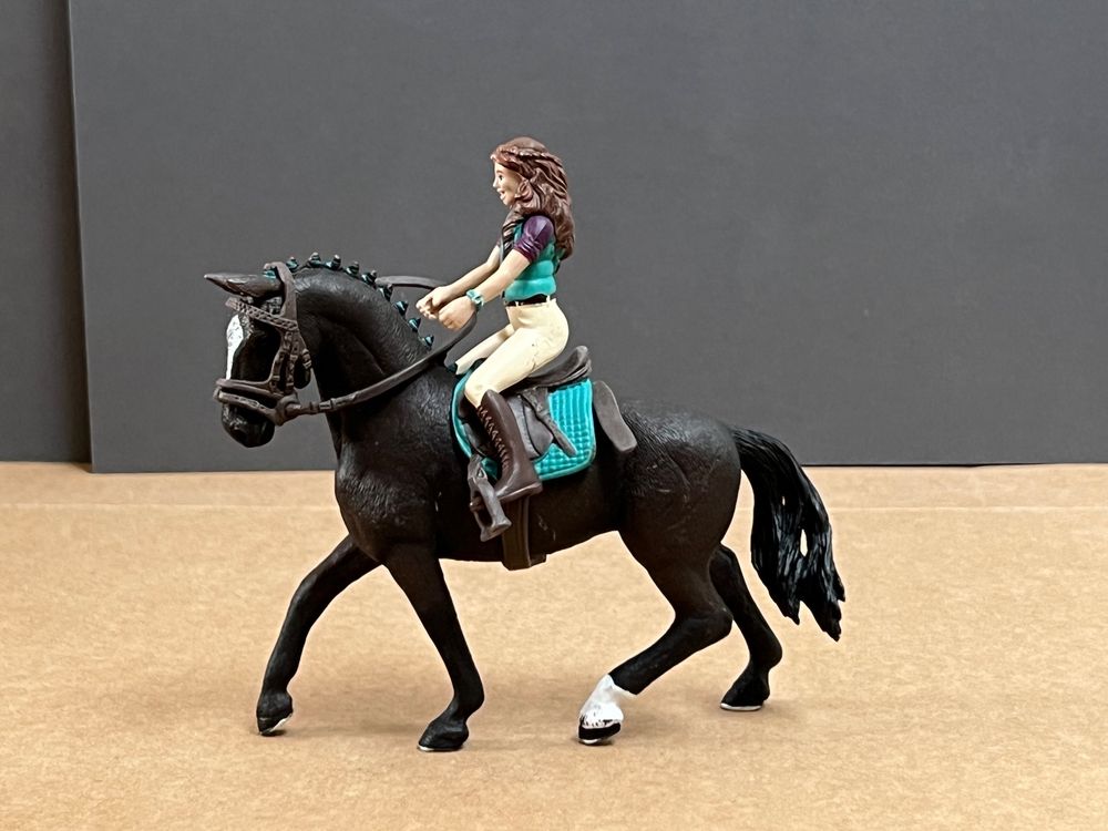 Schleich Lisa und Storm Pferd mit Reiterin (Gebraucht) in Ennetbaden für CHF 14 – mit Lieferung ...