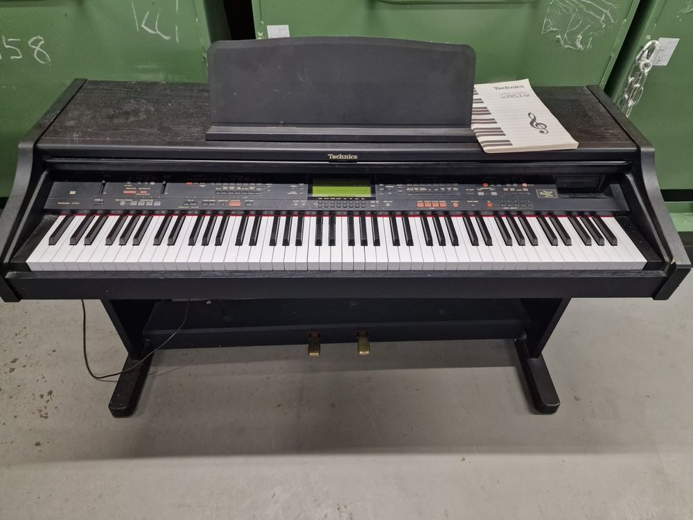Digital Piano Technics (Gebraucht) in für CHF 12 – nur Abholung auf ...