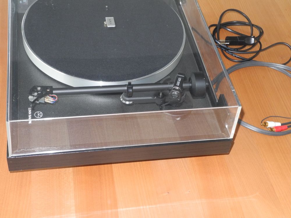 PLATTENSPIELER LINN BASIC MIT AKITO ARM UND K9 TONABNEHMER (Gebraucht ...