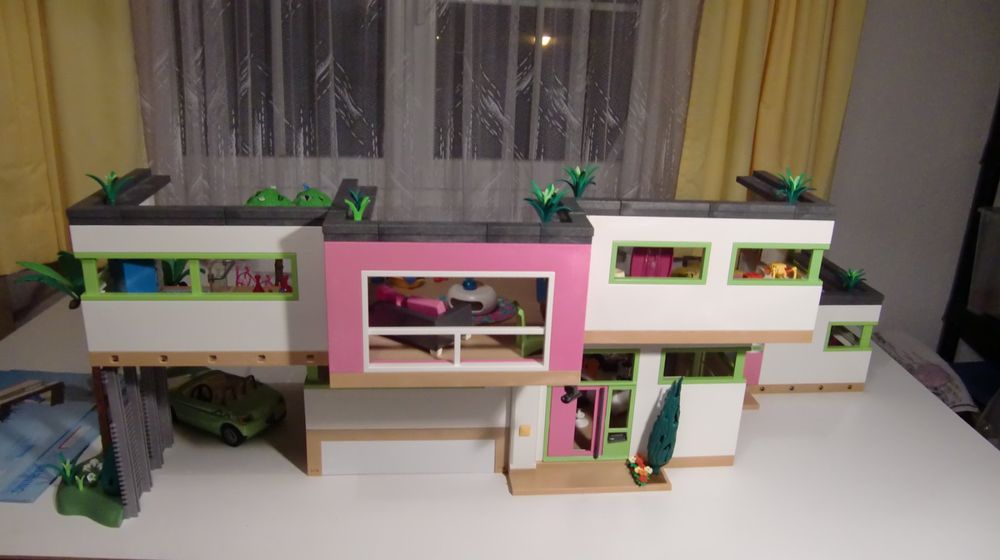 Playmobil Luxus Villa mit Einrichtung + mehr | Kaufen auf Ricardo