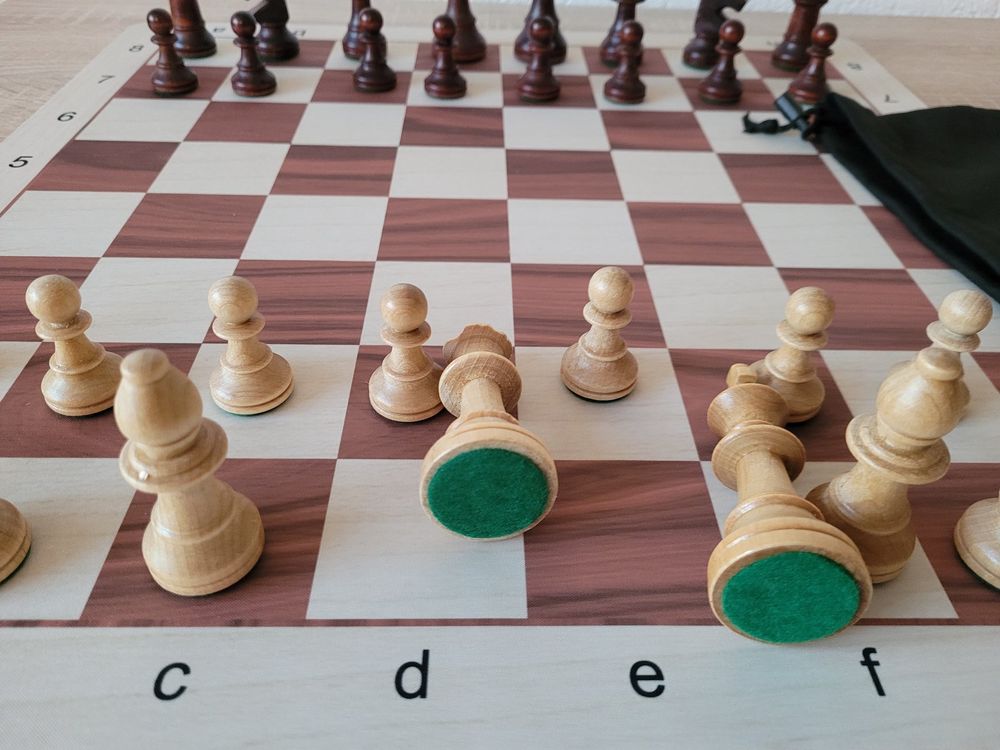 TURNIER SCHACH UND EXTRA BRETT | Kaufen auf Ricardo