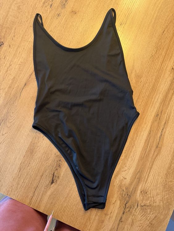 Schwarzer Body gr.s (Gebraucht) in Hohenrain für CHF 4 – mit Lieferung ...