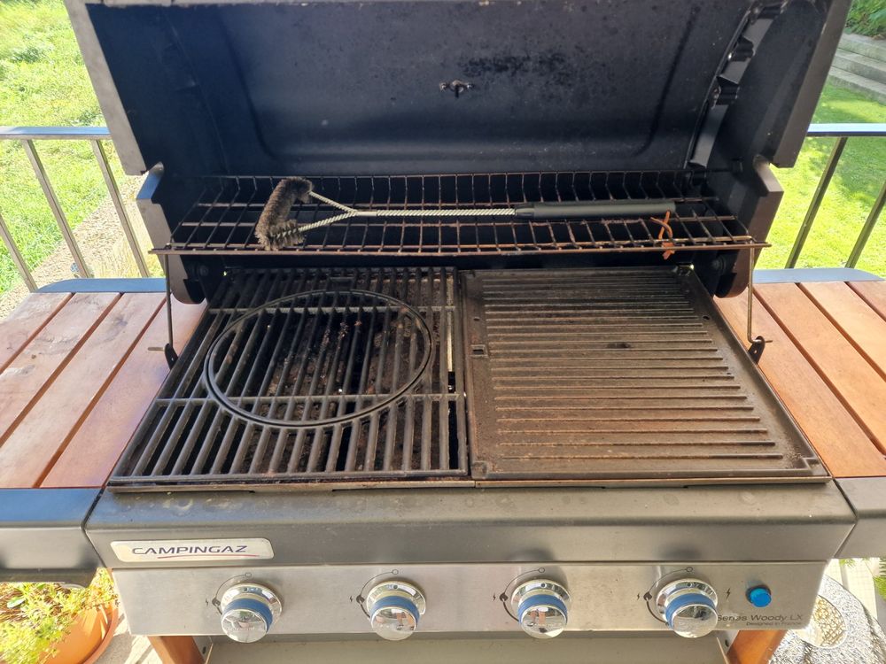 GASGRILL CAMPINGAZ 4 SERIES WOODY LX | Kaufen auf Ricardo