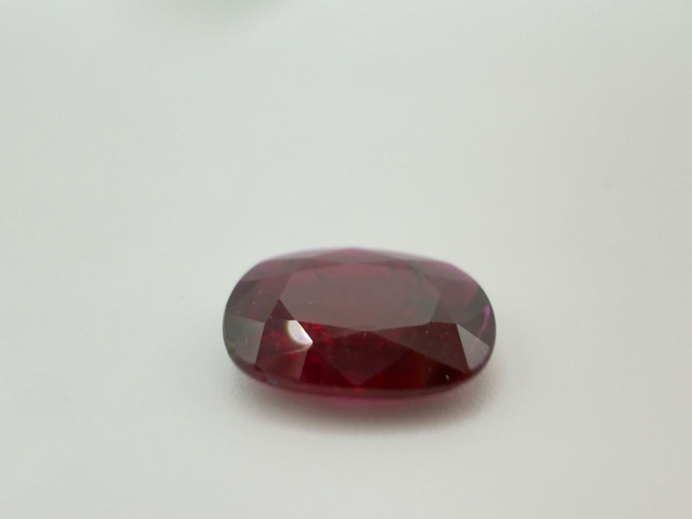 Zertifizierter Natürlicher Rubin 0.87ct - Pigeon Blood Red (Neu und ...