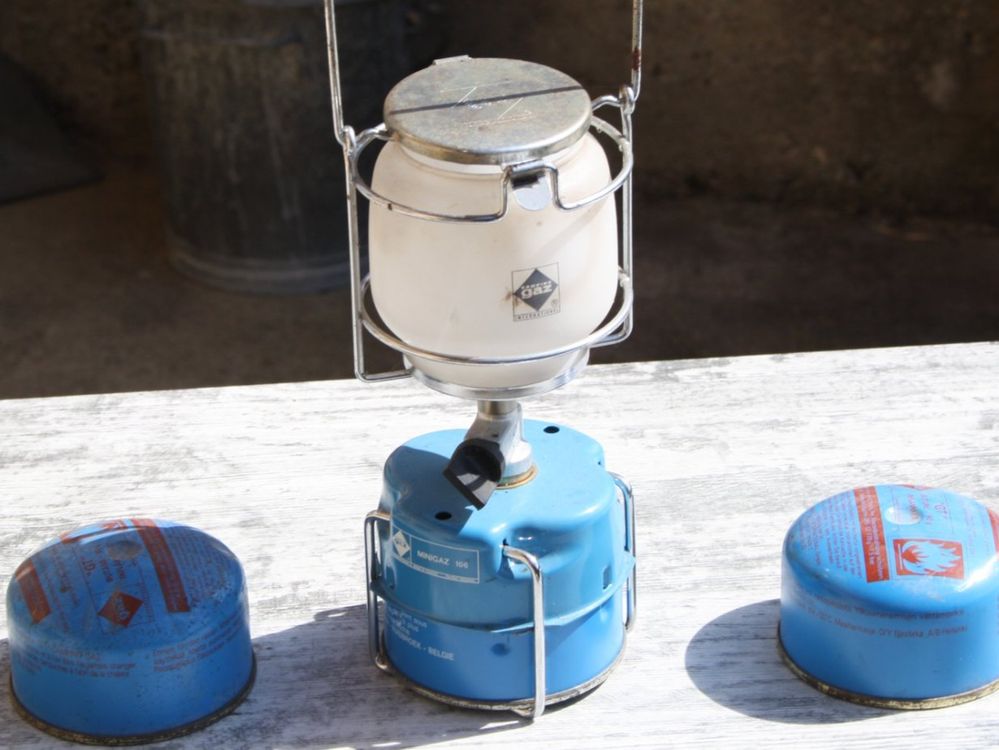 GASLAMPE MIT RESERVEGASBOMBEN (Gebraucht) in Wauwil für CHF 18 – mit ...