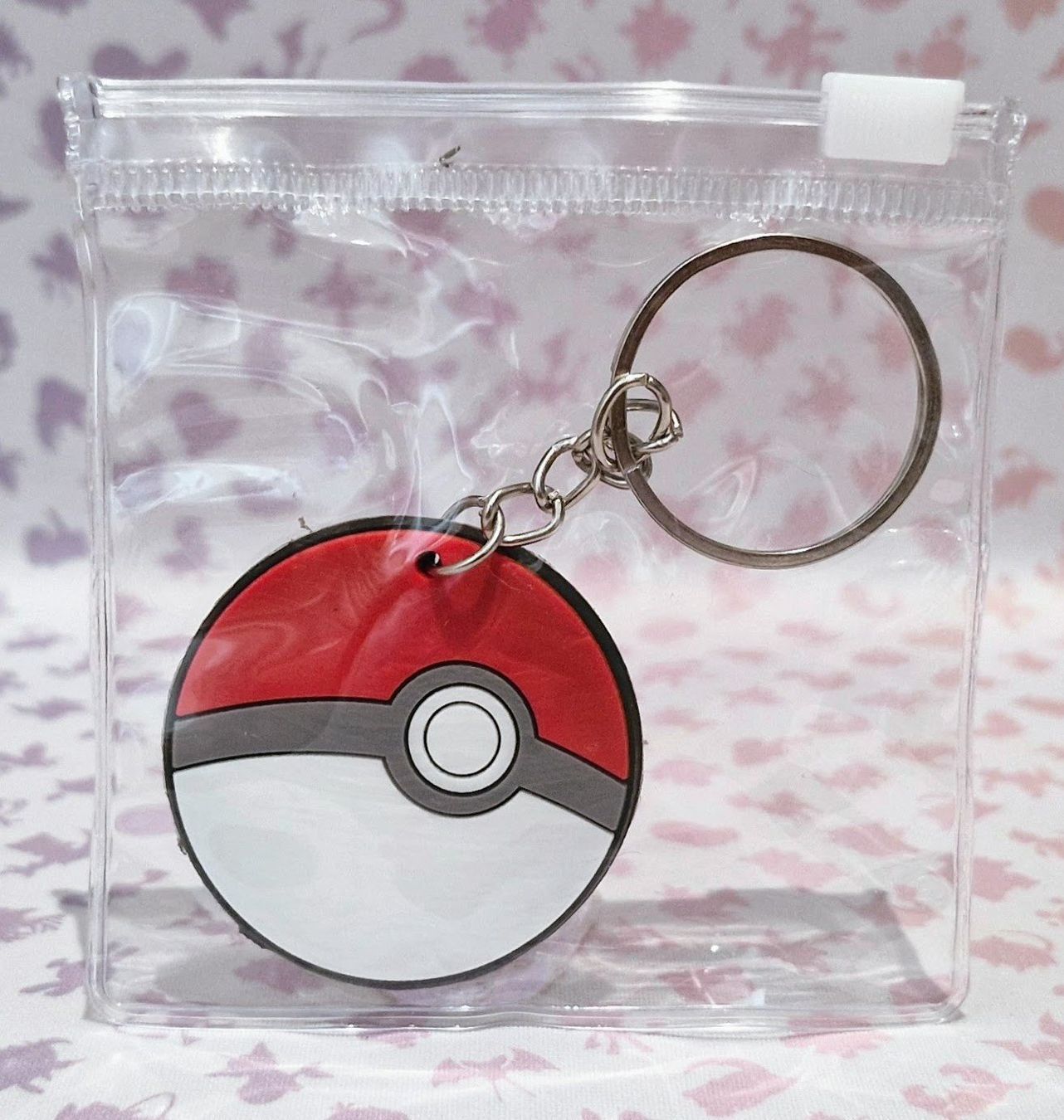 Pokemon Pokeball Schlüsselanhänger (Neu und originalverpackt) in Arni ...