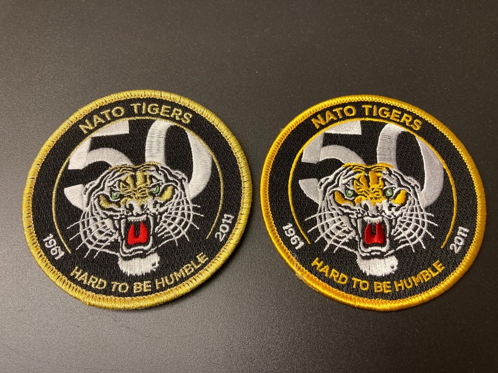 2 Patches: 50 Jahre NATO TIGERS 2011 - Gold und Normal (Neu (gemäss Beschreibung)) in Brütten ...
