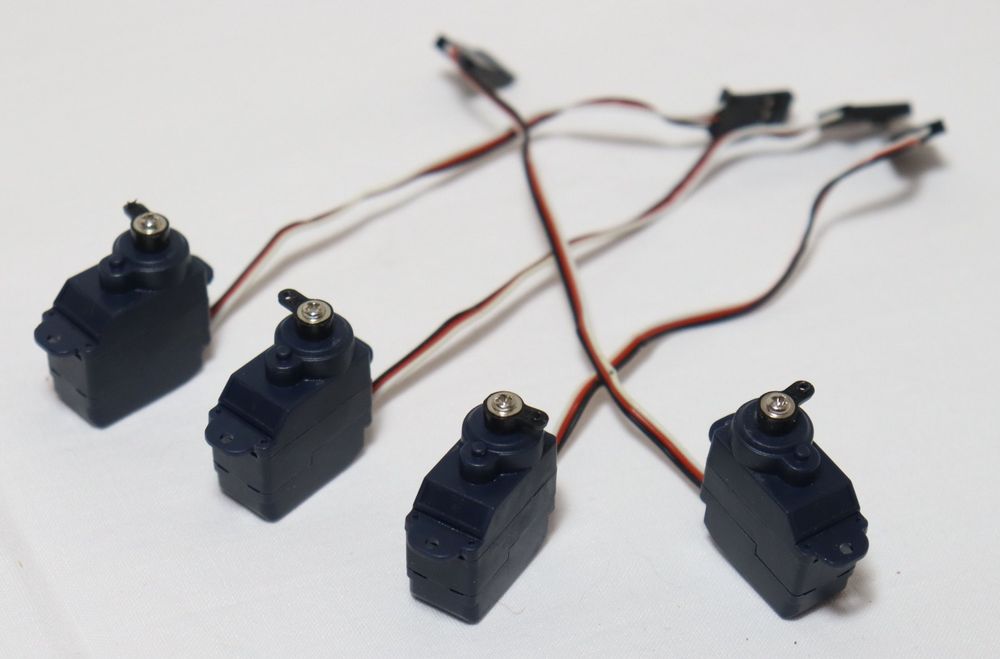 Micro Servo-Set 4 Stück 8g Analog (Gebraucht) in Frick für CHF 6 – mit ...