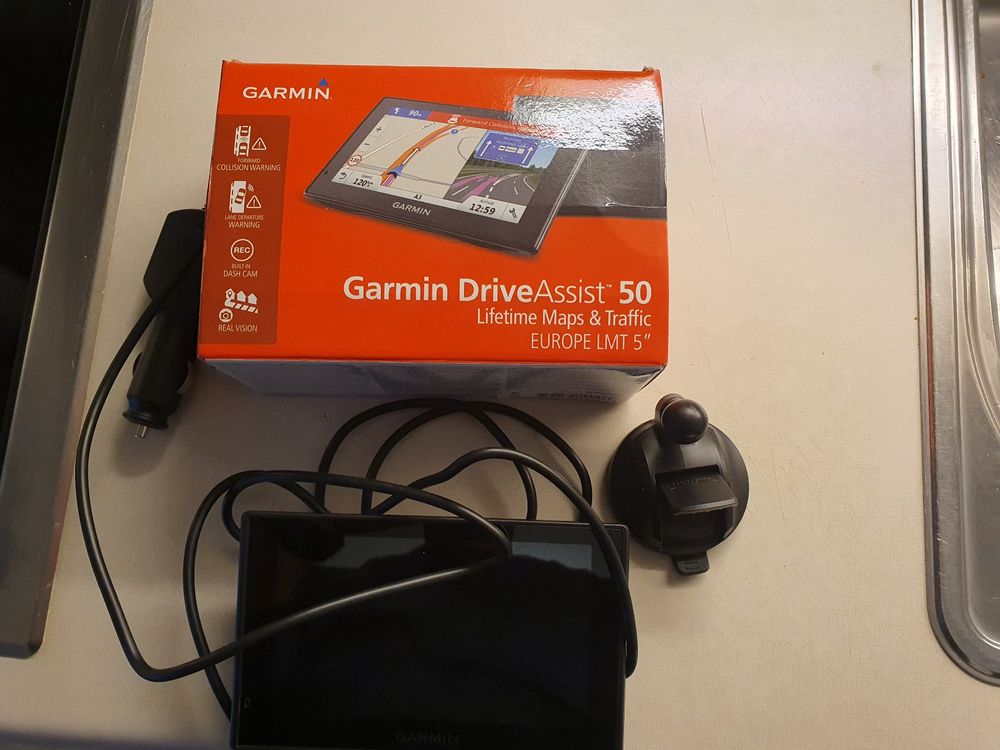 Garmin Drive Assist 50 LMT mit Navigation Dashcam 95.- | Acheter sur ...