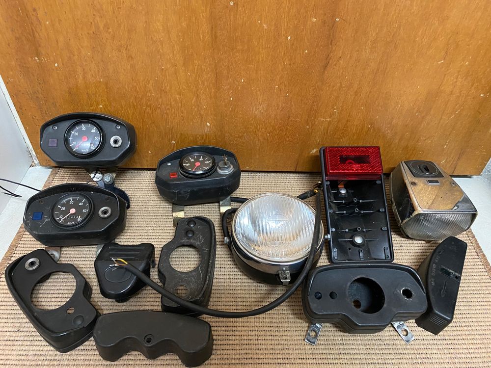 Scheinwerfer, Lampe, Tachogehäuse, Cockpit, VDO Tacho, Mofa (Defekt) in Birmenstorf AG für CHF ...