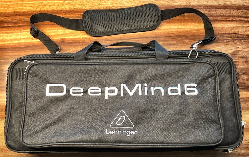 Behringer Deepmind 6 Polyphoner Analogsynthesizer mit OVP (Gebraucht) in Horw für CHF 405 – nur ...