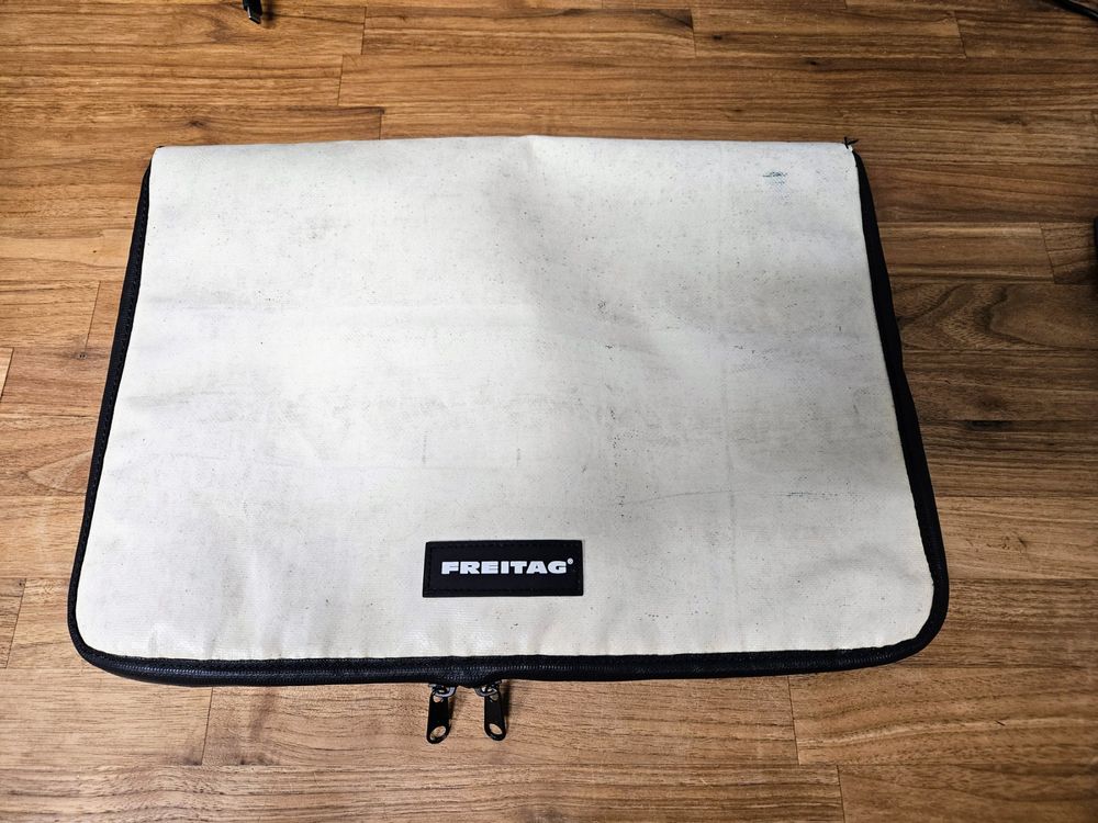 FREITAG Laptop Sleeve 15" - 16" (Gebraucht) in Gachnang für CHF 52 ...