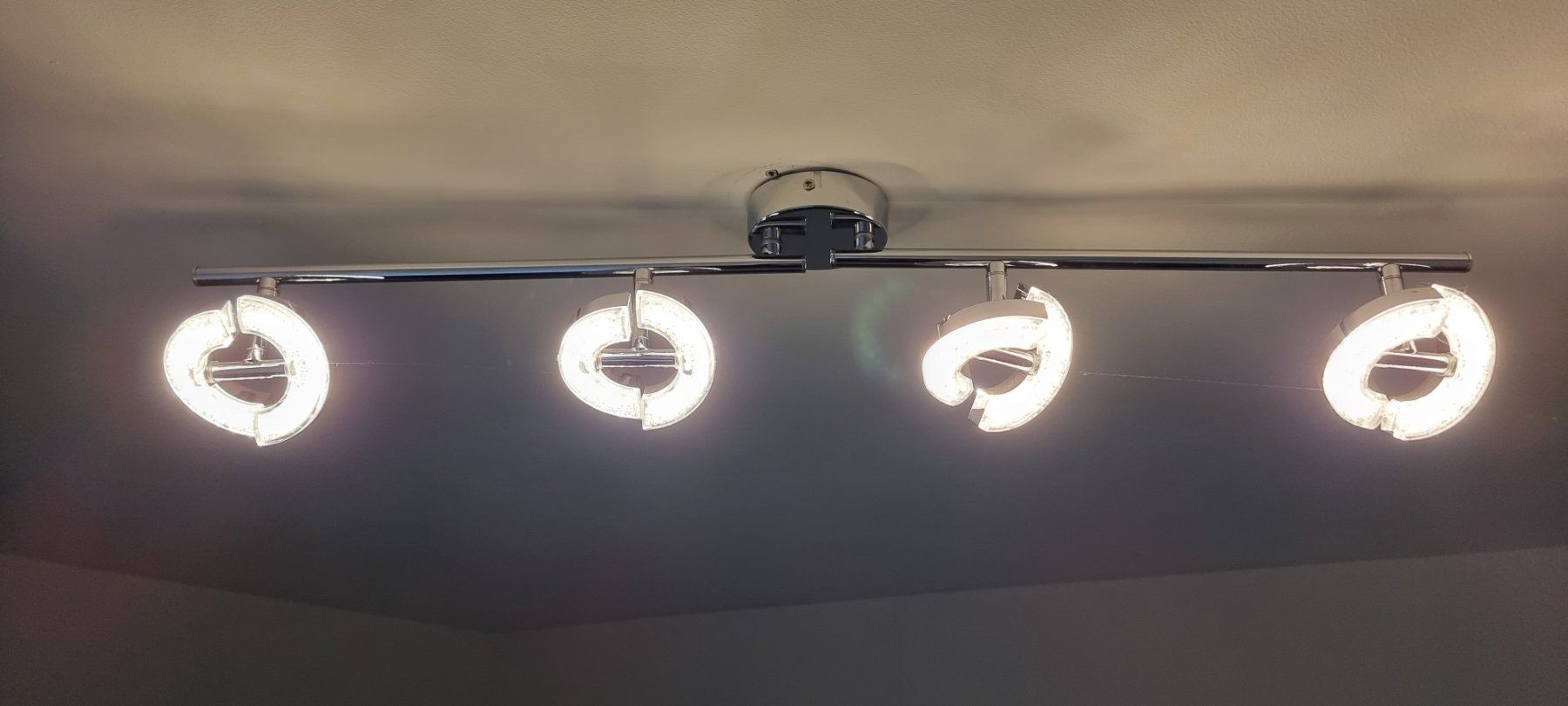 Moderne Deckenleuchte, Chrom, 4-flammig, Top Zustand! (Gebraucht) in ...