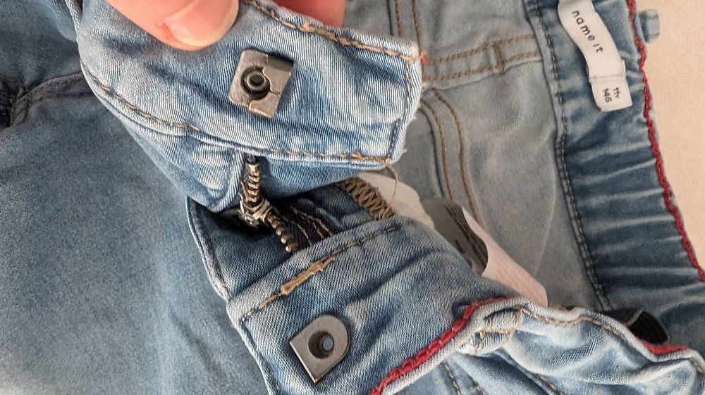 Kinder Jeans, Slim, Grösse 146, Top Zustand! (Gebraucht) in Zürich für ...