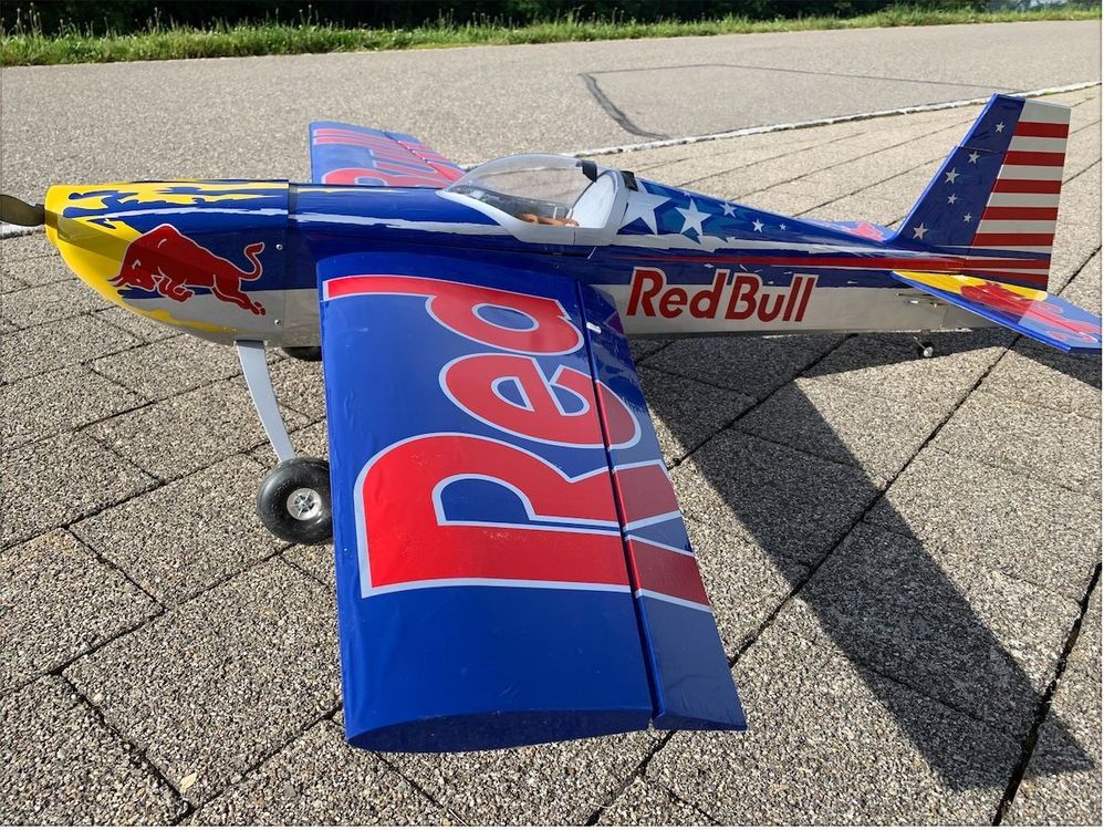 Wunderschöne Edge 540 - Red Bull 140cm (Gebraucht) in Nürensdorf für ...