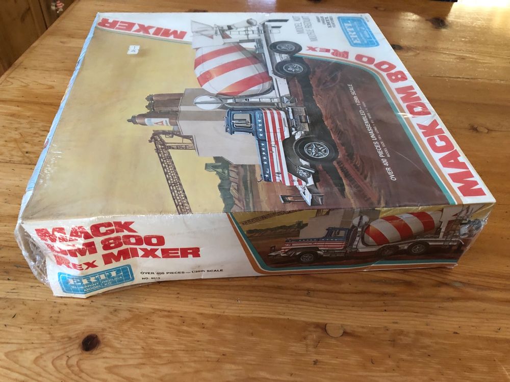 Modellbausatz Ertl Mack DM 800 Rex (Gebraucht) in Bassersdorf für CHF ...