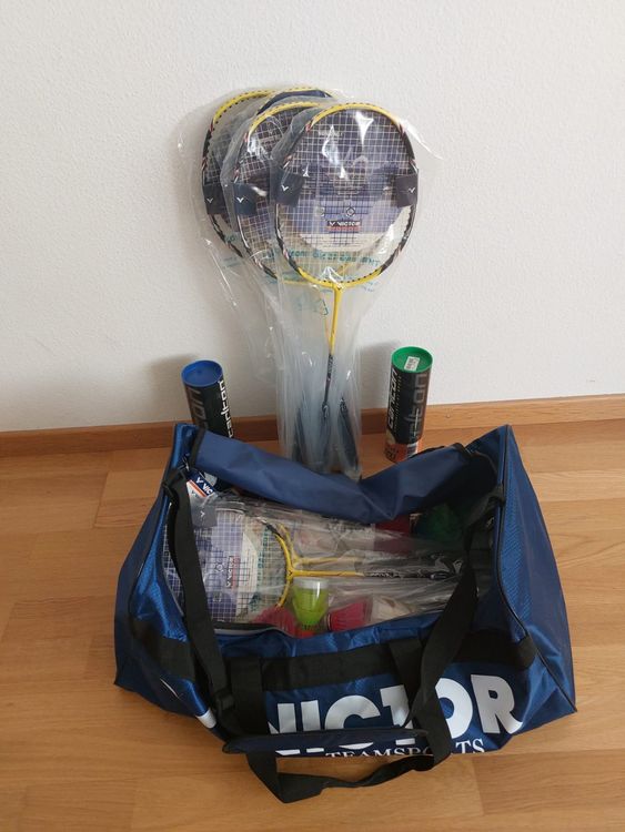 Badminton Set NEU. 10teilig + 40 Shuttles.Originalpreis 329 | Kaufen ...