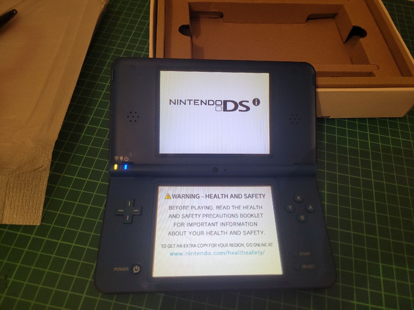 Nintendo DSi XL Blue - Console with Box/in OVP (Gebraucht) in Meyrin ...