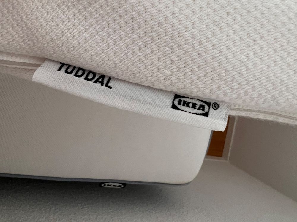 Ikea Vesteröy Matratze + Ikea Tuddal Topper 140x200 (Gebraucht) in ...