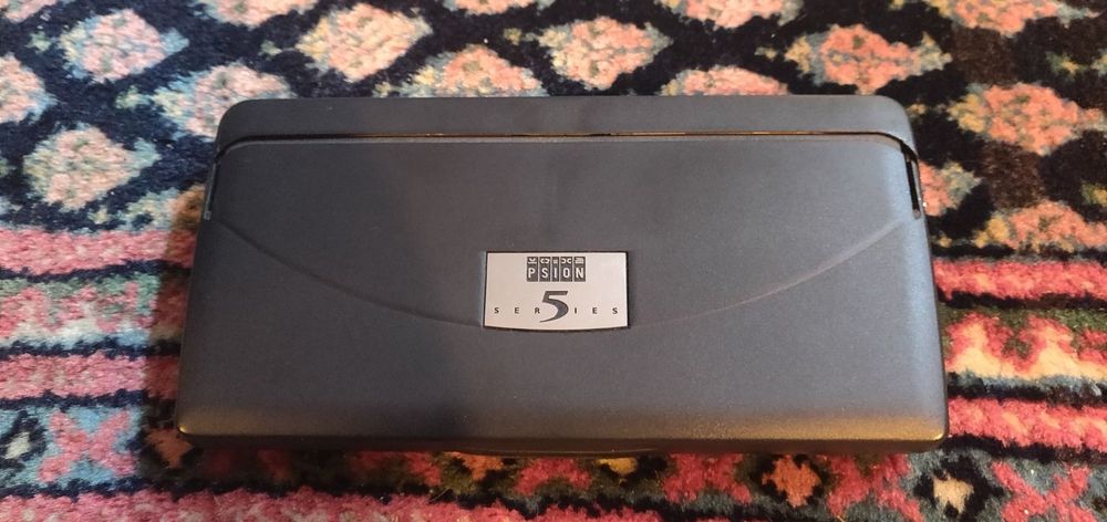 Psion serie 5 black vintage a été testé | Acheter sur Ricardo