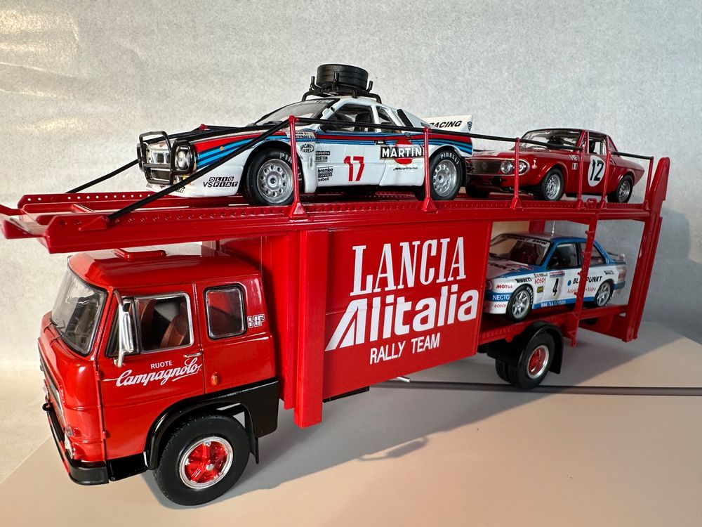 Lancia Alitalia Rally Team Transporter mit 3 Modellautos (Gebraucht) in ...