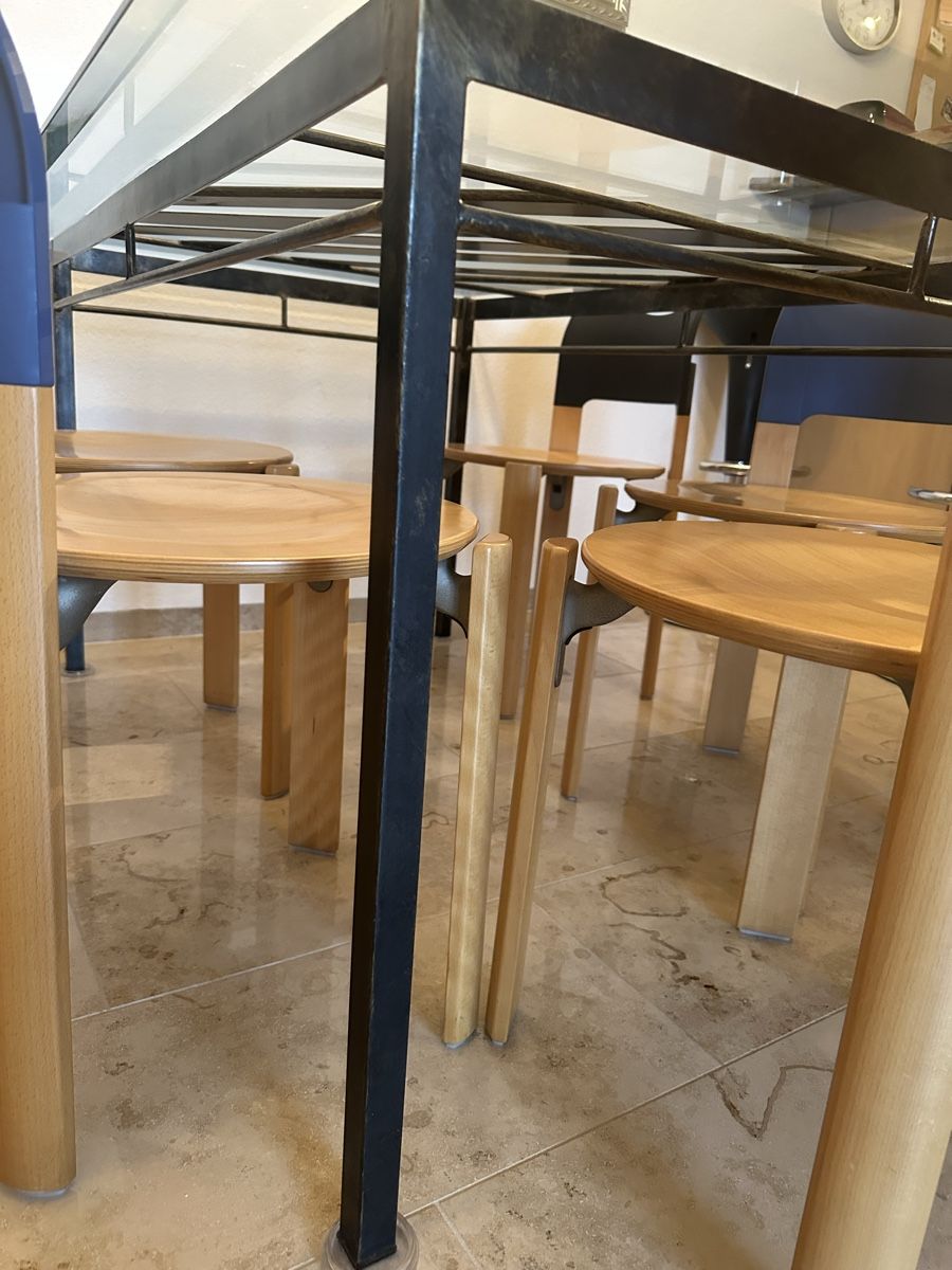 Esstisch mit Glasplatte und 5 Stühlen aus Holz. Top Zustand! (Neu ...