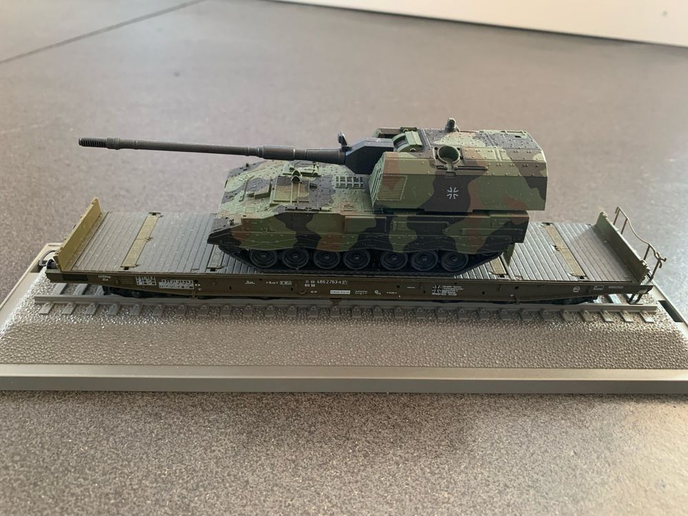 ROCO Nr. 866 MiniTanls Special Samms & PZH 2000 (Gebraucht) in Fribourg ...