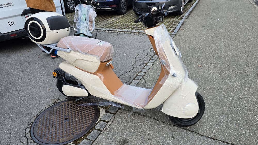 Electro Roller , E-Scooter (Gebraucht) in St. Gallen für CHF 2800 – nur ...