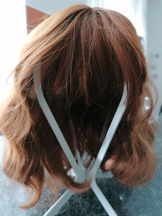 Synthetische Perücke (Neu und originalverpackt) in Adliswil für CHF 20 – mit Lieferung auf ...