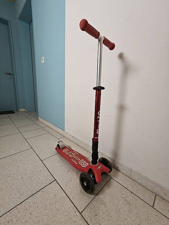 Micro Maxi Scooter Trotti (Gebraucht) in Zürich für CHF 35 – mit ...