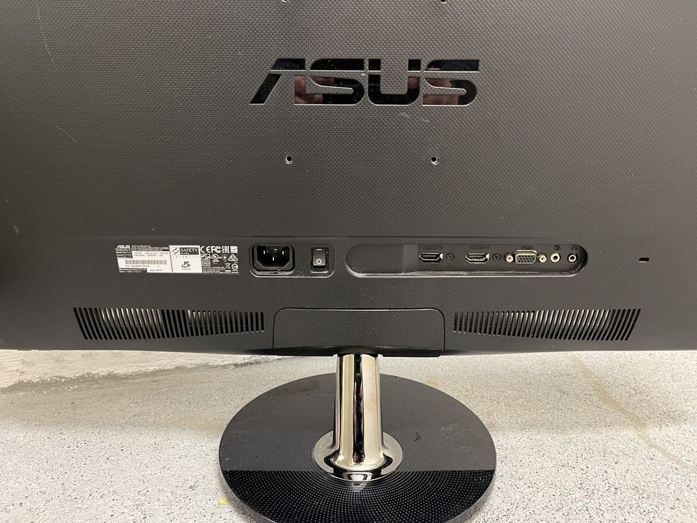 Zwei 27 Zoll Monitore ASUS VS278 (1920*1080) (Gebraucht) in Zürich für ...